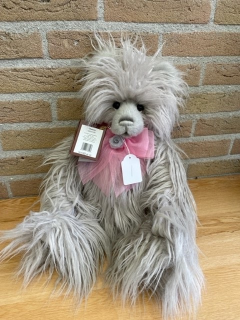2023 Charlie Bears Chrissy | CB232318C